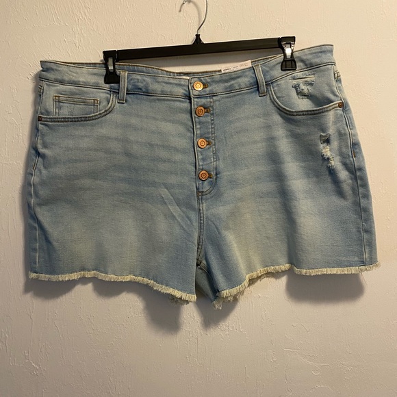 LC Lauren Conrad | Shorts | Lc Lauren Conrad Super High Rise Cutoff ...